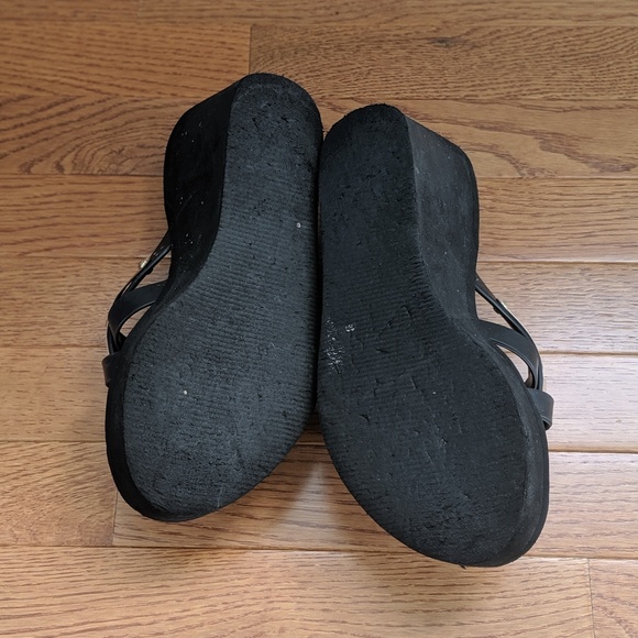 Very Worn | Shoes | Very Used Wedge Heel Sandals 9 | Poshmark